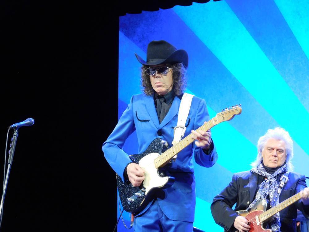 Marty Stuart and his Fabulous Superlatives - Hamer Fan Club ...