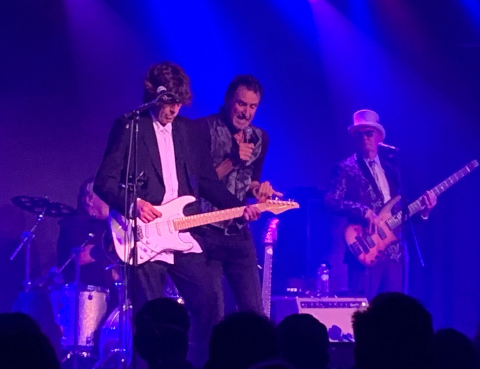 Concert Review - The FIXX - Hamer Fan Club Messageboard - Hamer Fan ...